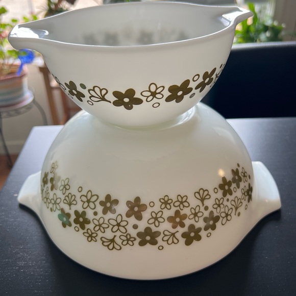 Pyrex | Kitchen | Vintage Pyrex Spring Blossom Cinderella Bowls | Poshmark